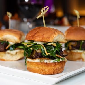 VENDETTA’S RESTAURANT - 165 Photos & 454 Reviews - Italian - 291 Bridge ...