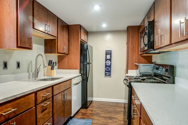 CALDER COMMONS APARTMENTS - Updated October 2025 - 19 Photos - 520 E ...