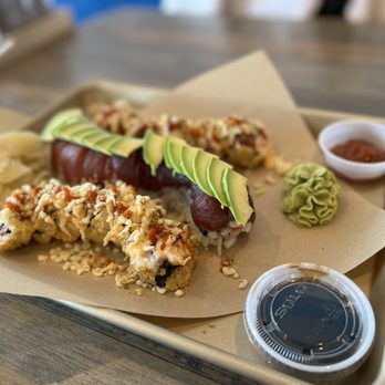 DEAR SUSHI - Updated January 2026 - 167 Photos & 235 Reviews - 557 A ...