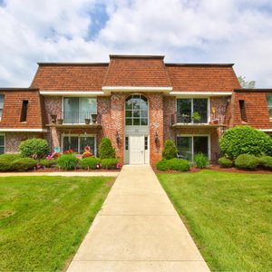 VILLAS AT CHESTNUT RIDGE - Updated December 2025 - 40 Photos & 17 ...