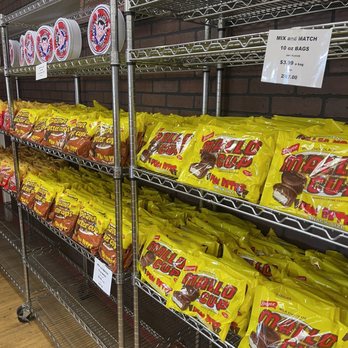 BOYER CANDY - Updated December 2025 - 38 Photos & 30 Reviews - 821 17th ...