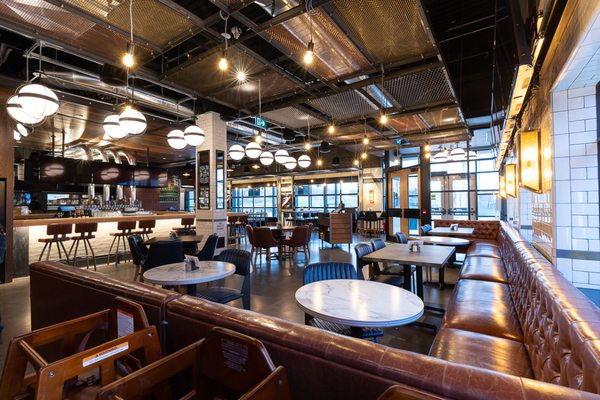 BEERTOWN - Updated December 2025 - 27 Photos & 19 Reviews - 12 Fairview ...