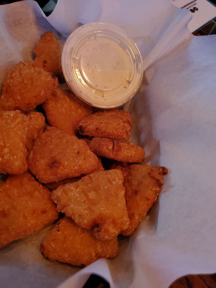 FAMOUS SAM’S - 29 Photos & 56 Reviews - Sports Bars - 1970 W River Rd ...