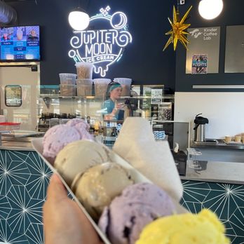 JUPITER MOON ICE CREAM - Updated December 2025 - 29 Photos & 20 Reviews ...