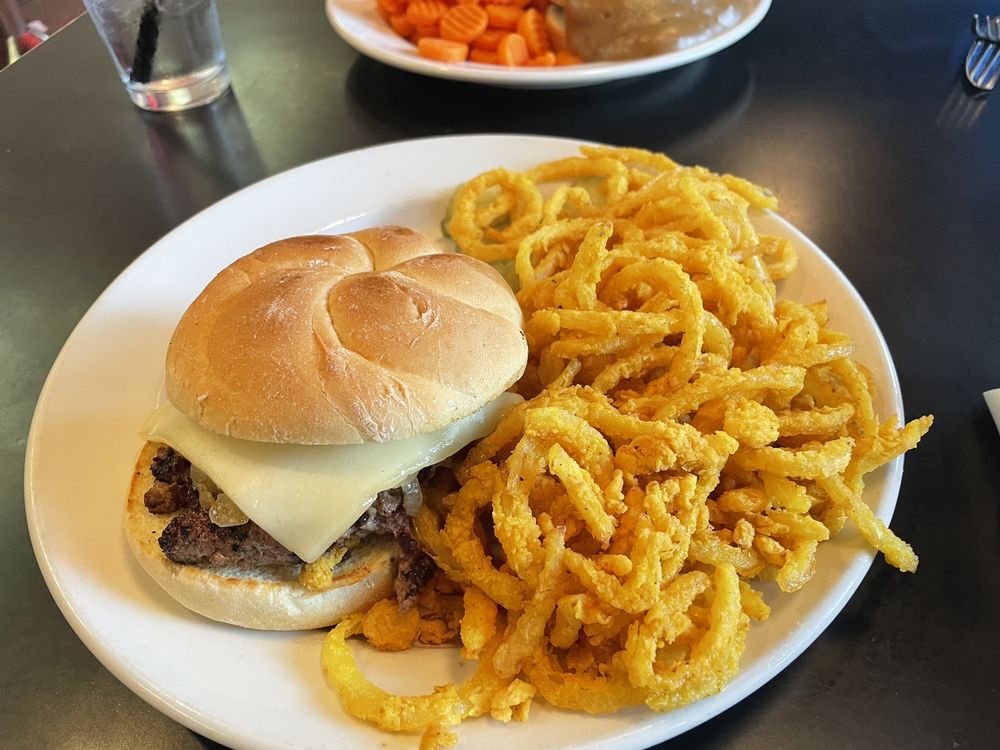 DRAKE DINER near you at 1111 25th St, Des Moines, Iowa - 212 Photos ...