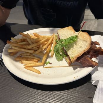 NEIGHBORS BAR & GRILLE - Updated May 2024 - 24401 Ridge Route Dr ...