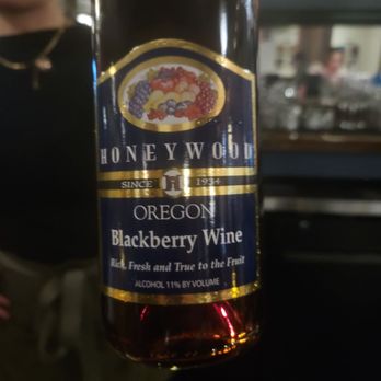 TRÉLA - Updated May 2025 - 126 Photos & 49 Reviews - 6000 NE Glisan St ...