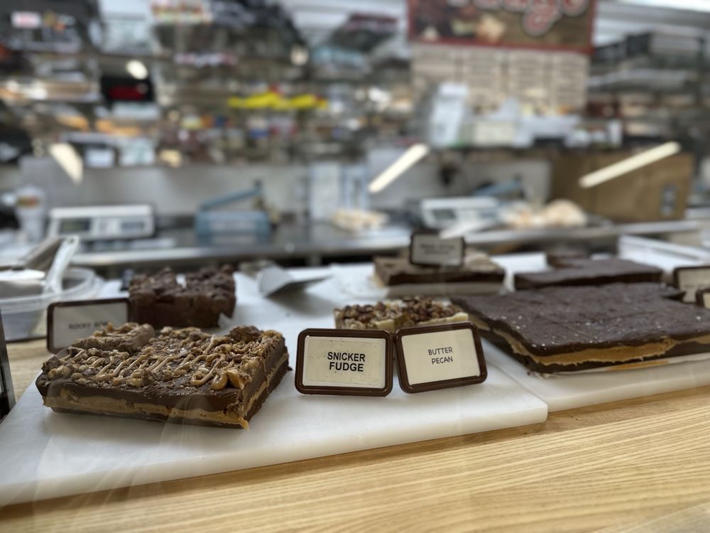 THE ALPS CANDY - Updated October 2025 - 101 Photos & 99 Reviews - 13901 ...