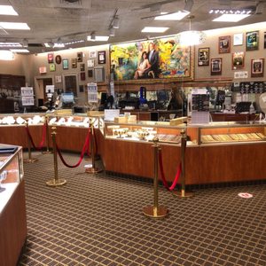 GOLD & DIAMOND SOURCE - 70 Photos & 108 Reviews - 3800 Ulmerton Rd ...