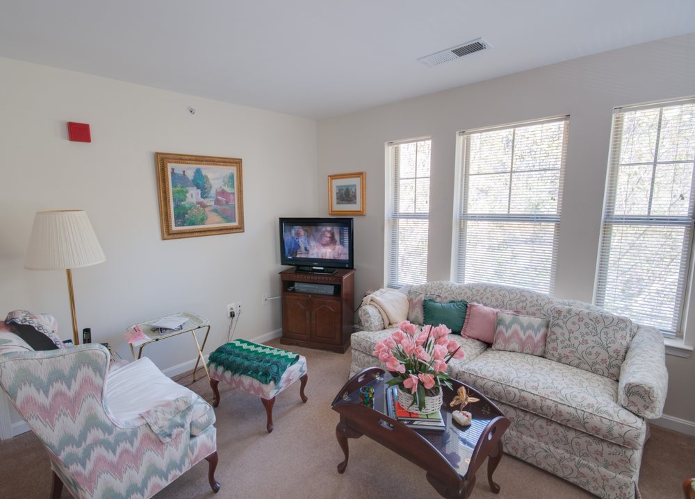 VICTORY TERRACE - Updated March 2024 - 37 Photos - 9440 Newbridge Dr ...