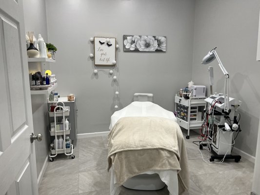 VIC NAILS AND SPA - Updated December 2025 - 75 Photos - 1204 S ...