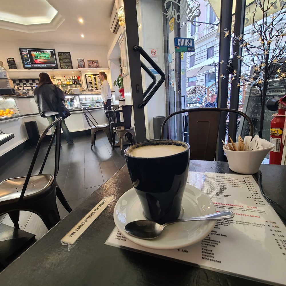 SIMON BAR - Updated December 2024 - Via di S. Maria Maggiore 182, Roma ...