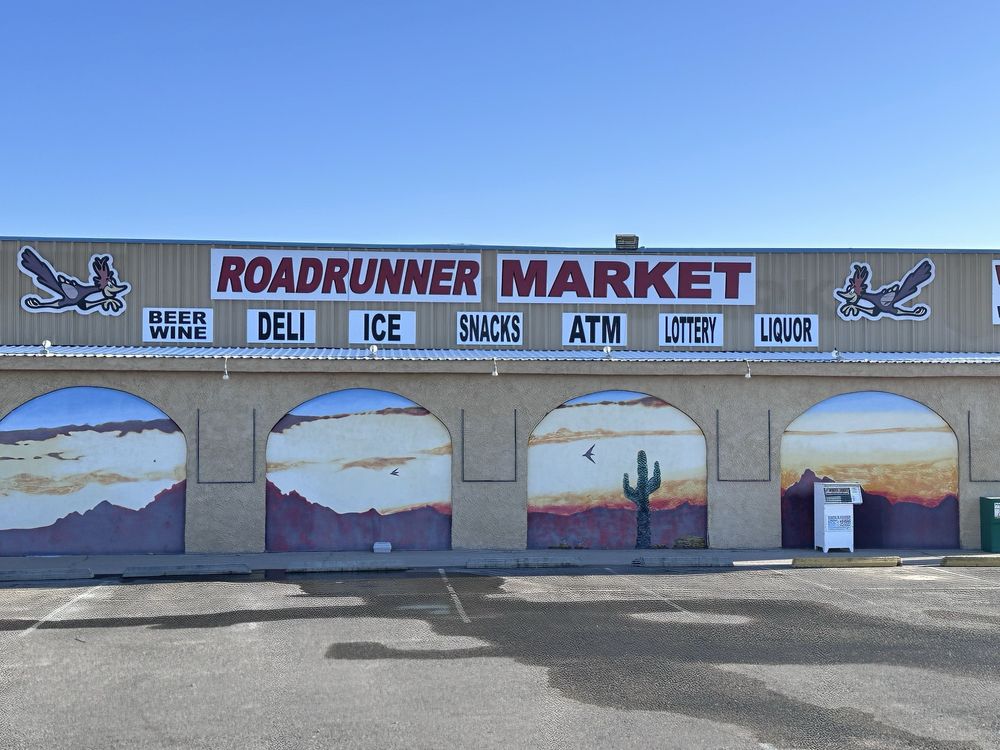 ROADRUNNER MARKET - Updated December 2025 - 11 Photos & 31 Reviews ...