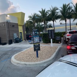 CALI COFFEE - Updated July 2025 - 676 Photos & 490 Reviews - 2650 N ...