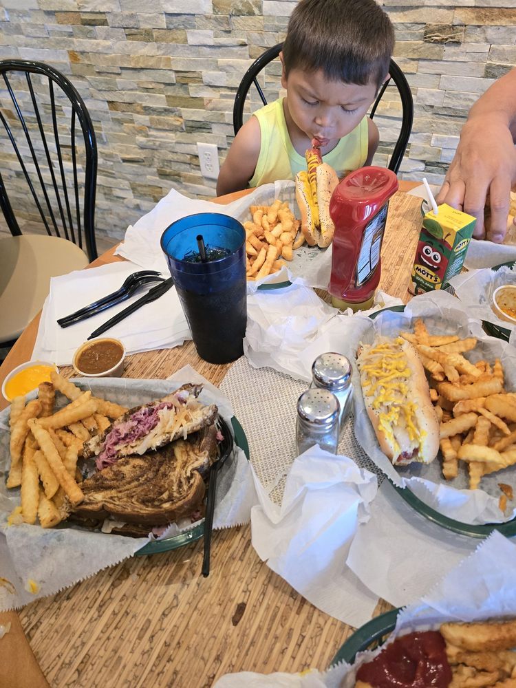 BEEFSTRO’S GOURMET BEEFS - Updated October 2025 - 116 Photos & 170 ...