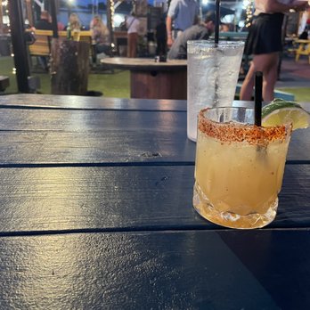 MOONSHINE DECK ICEHOUSE - Updated August 2024 - 32 Photos & 40 Reviews ...