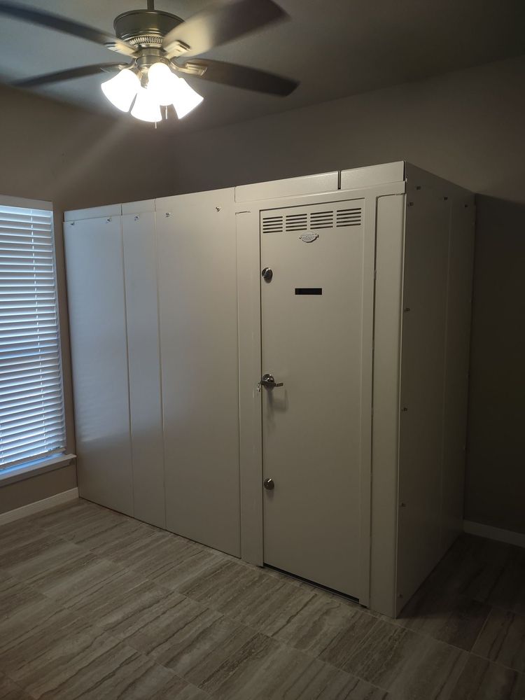 ARMORED CLOSET - 626 W Kennedale Pkwy, Kennedale, Texas - Security ...