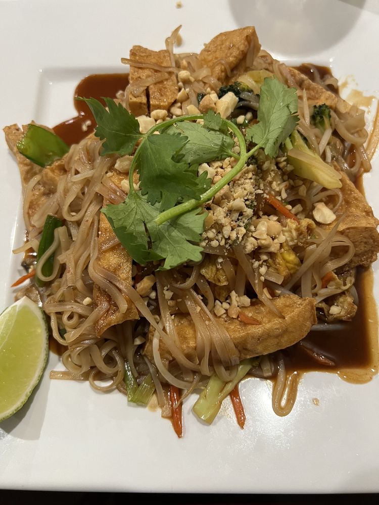 CHEF CHUN CHINESE RESTAURANT - Updated June 2025 - 30 Photos & 84 ...