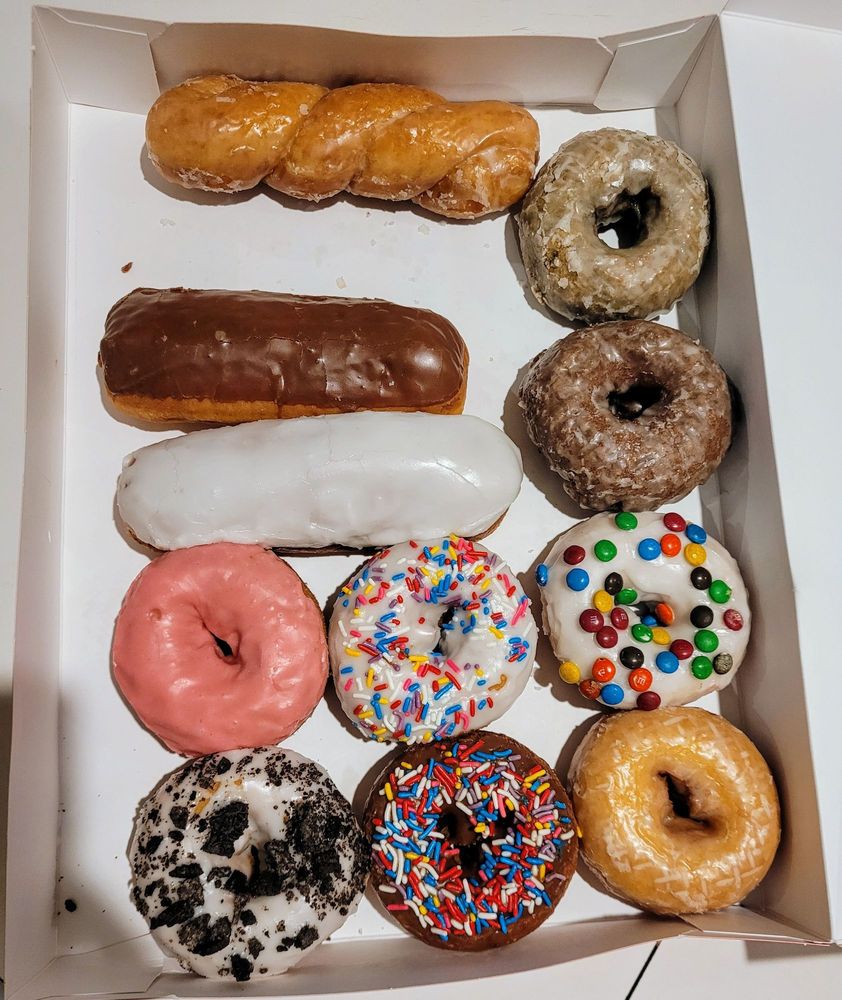 TONYS DONUTS - Updated December 2025 - 77 Photos & 58 Reviews - 11525 ...