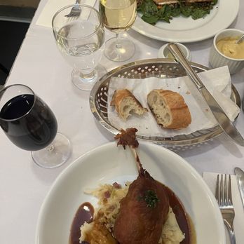 L’EXPRESS - Updated May 2024 - 1193 Photos & 699 Reviews - 3927 Rue ...