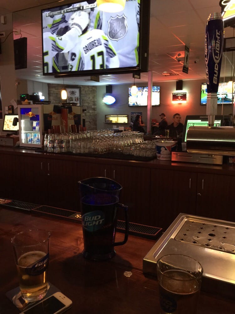 THE CADDY SHACK WEST SPORTS BAR & GRILL - Updated June 2025 - 10 Photos ...