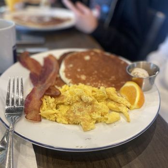 CATTLE RANCH CAFE - Updated July 2024 - 252 Photos & 260 Reviews - 6939 ...