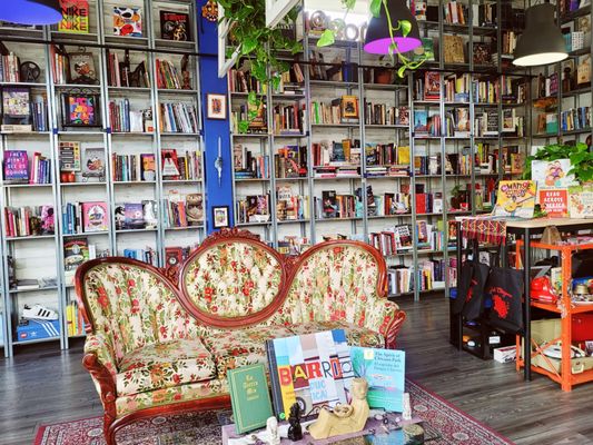 LIBÉLULA BOOKS & CO - Updated March 2025 - 93 Photos & 32 Reviews - 950 ...