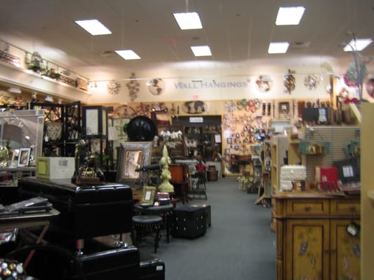 SAM MOON HOME DECOR & KITCHEN STORE - Updated June 2024 - 9120 N Fwy ...