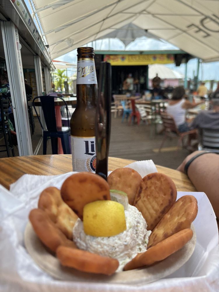 DOCKSIDE BAR AND GRILL - Updated August 2024 - 52 Photos & 67 Reviews ...