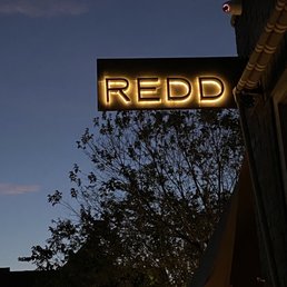 REDD - Updated December 2025 - 583 Photos & 285 Reviews - 24 Winthrop ...