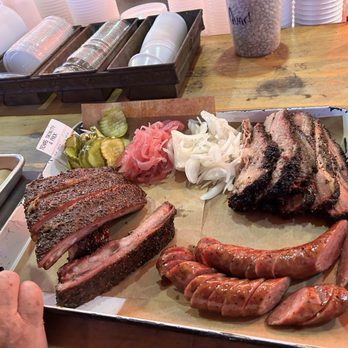 STILES SWITCH BBQ & BREW - Updated January 2025 - 2497 Photos & 2039 ...