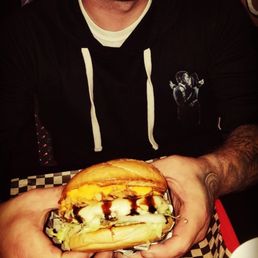 PORTLAND BURGER - Updated May 2024 - 885 Photos & 674 Reviews - 304 SW ...