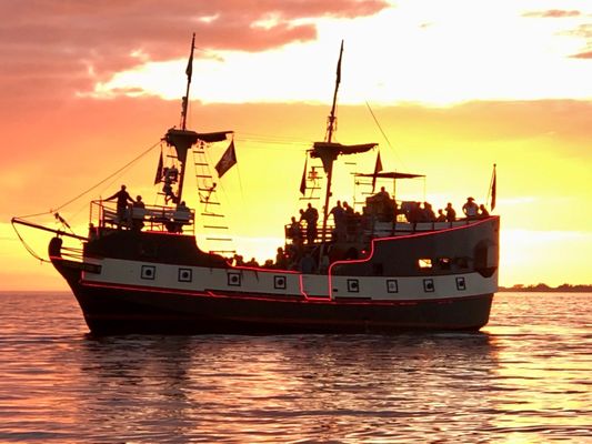 SALTY SAM’S PIRATE CRUISES - Updated October 2025 - 137 Photos & 54 ...