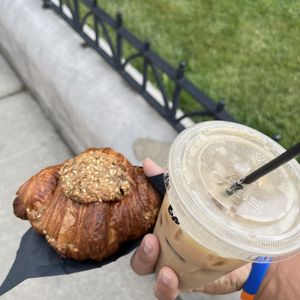 REGINA BAKERY - Updated June 2025 - 18 Reviews - 4025 Harrison Ave ...