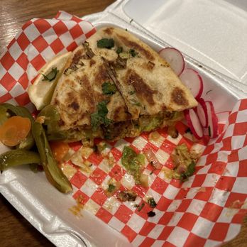 SIZZLIN’ MASALA - Updated May 2024 - 109 Photos & 72 Reviews - 3230 ...