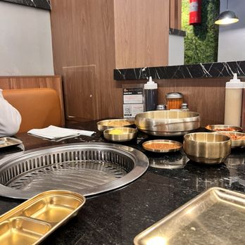 YAKINIQ - Updated August 2024 - 368 Photos & 285 Reviews - 2180 3rd St ...