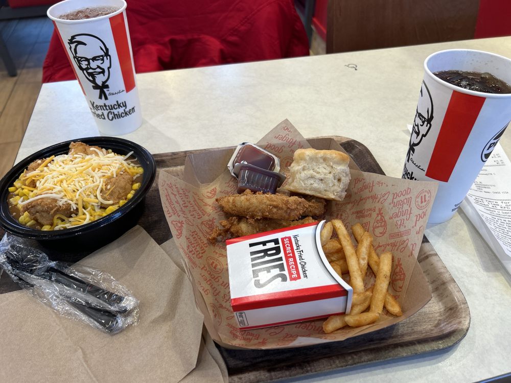 KFC - Updated April 2025 - 16 Photos & 31 Reviews - 71 Broadway St, Dry ...