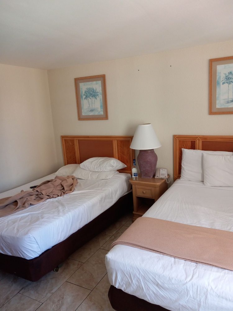 HAWAIIAN MONARCH - Updated April 2024 - 36 Photos & 152 Reviews - 444 ...