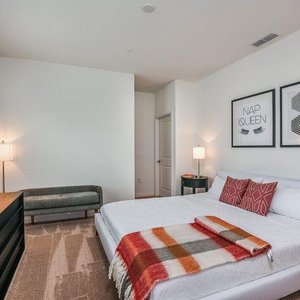 THE VILLAGE AT SCIENCE DRIVE - 54 Photos & 20 Reviews - Orlando, FL - Yelp