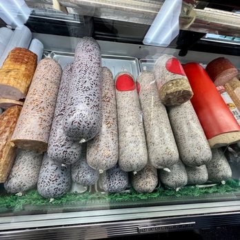 STATE MEATS - Updated October 2025 - 44 Photos & 53 Reviews - 5338 ...