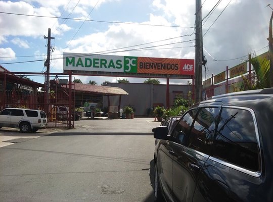 MADERAS 3C - Updated August 2025 - Calle Segarra 323-399, San Juan ...