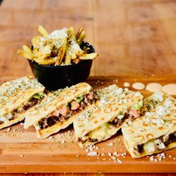 APOLIS GREEK STREET FOOD - 579 Photos & 380 Reviews - 1109 Maple Ave ...