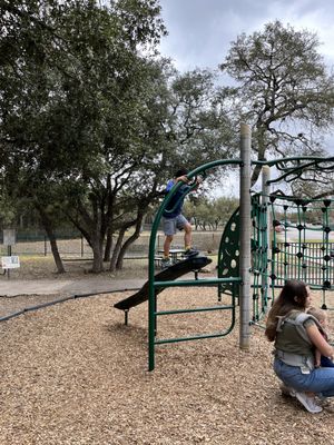 PARMAN LIBRARY AT STONE OAK - Updated September 2025 - 52 Photos & 37 ...