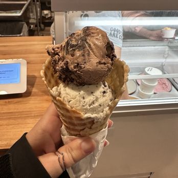 EVERYDAY SUNDAE - Updated December 2025 - 92 Photos & 118 Reviews - 713 ...