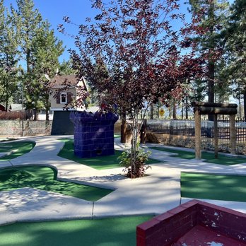 MAGIC CARPET GOLF - Updated June 2024 - 167 Photos & 165 Reviews - 2455 ...