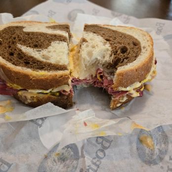 OUR NEIGHBORHOOD DELI - Updated March 2025 - 53 Photos & 14 Reviews ...