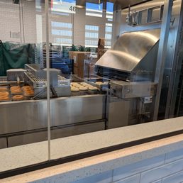 KRISPY KREME - Updated October 2025 - 20 Photos - 4614 Gateway ...