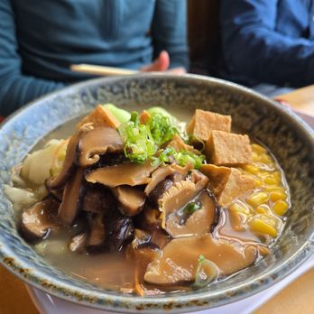 KUMA ANI - Updated January 2026 - 291 Photos & 205 Reviews - 109 Wolf ...