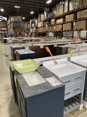 BUILDER’S SURPLUS - 65 Photos & 68 Reviews - 4660 Pine Timbers St ...