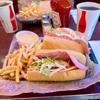 UNCLE SAM’S SANDWICH BAR - Updated November 2025 - 121 Photos & 165 ...